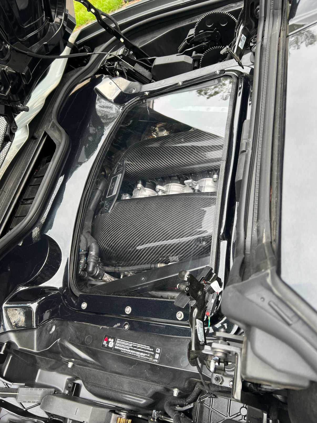 Carbon Fiber LT6 Engine Intake Manifold Covers – Hulse Designs