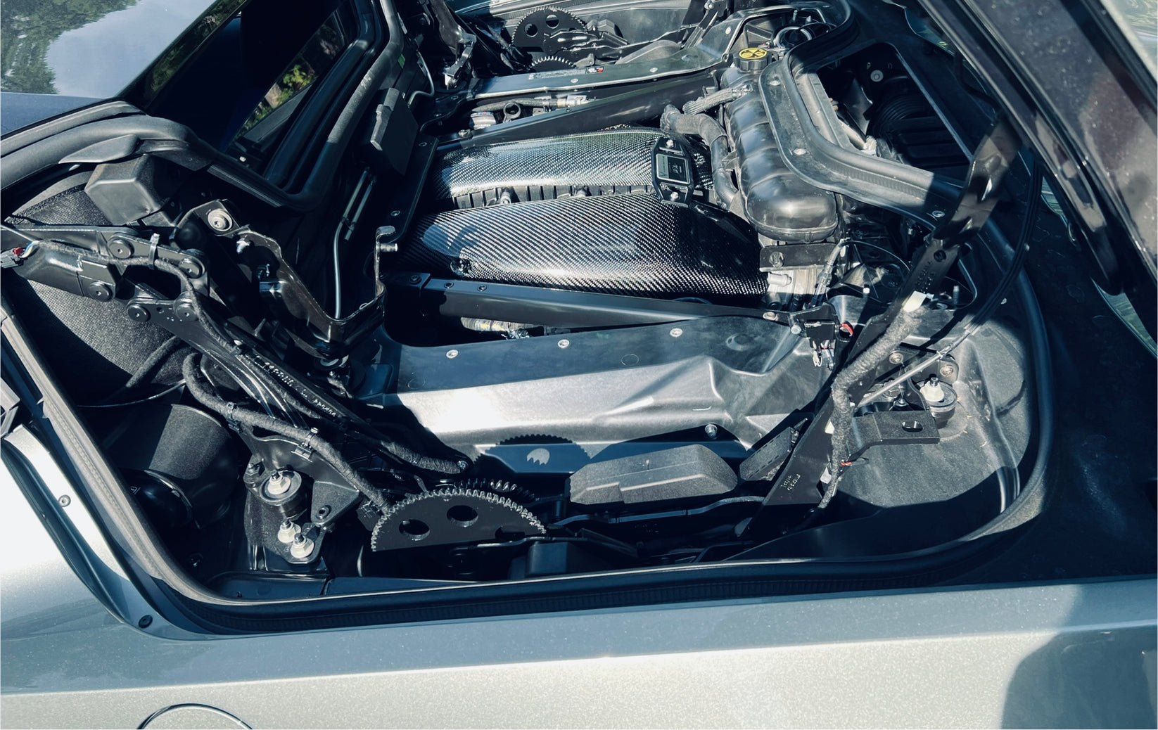 Carbon Fiber LT6 Engine Intake Manifold Covers – Hulse Designs
